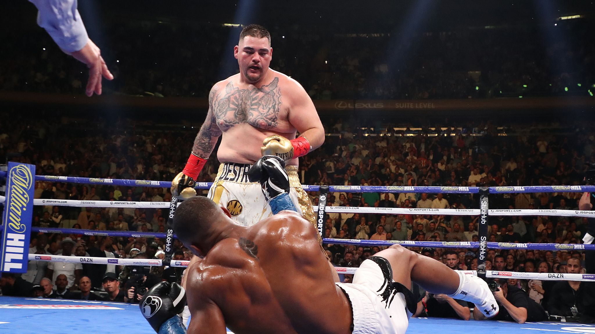 Joshua vs Ruiz Jr: Anthony Joshua beaten by Andy Ruiz Jr in stunning ...