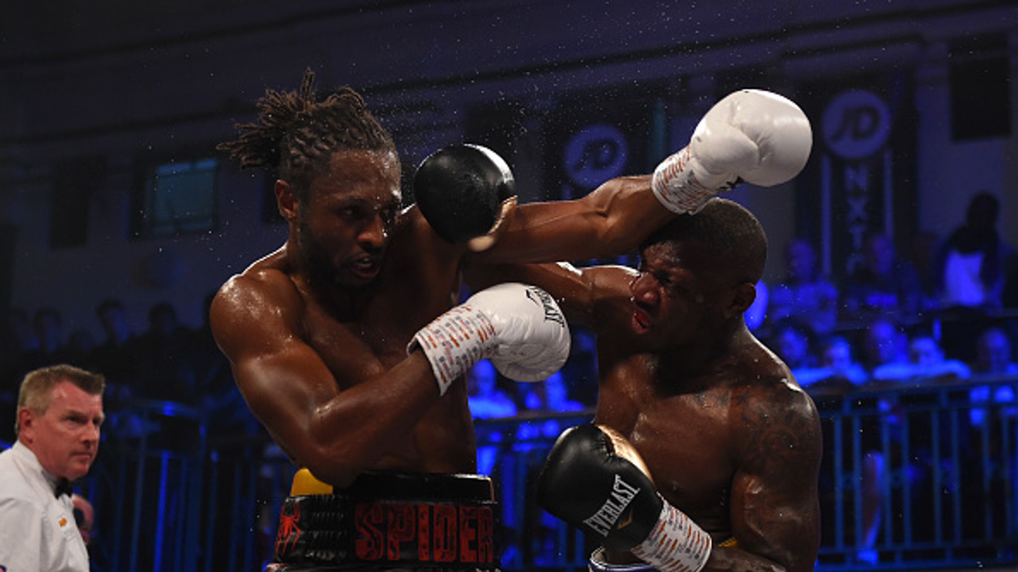 JD NXTGEN: Craig Richards settles Andre Sterling rivalry in London ...