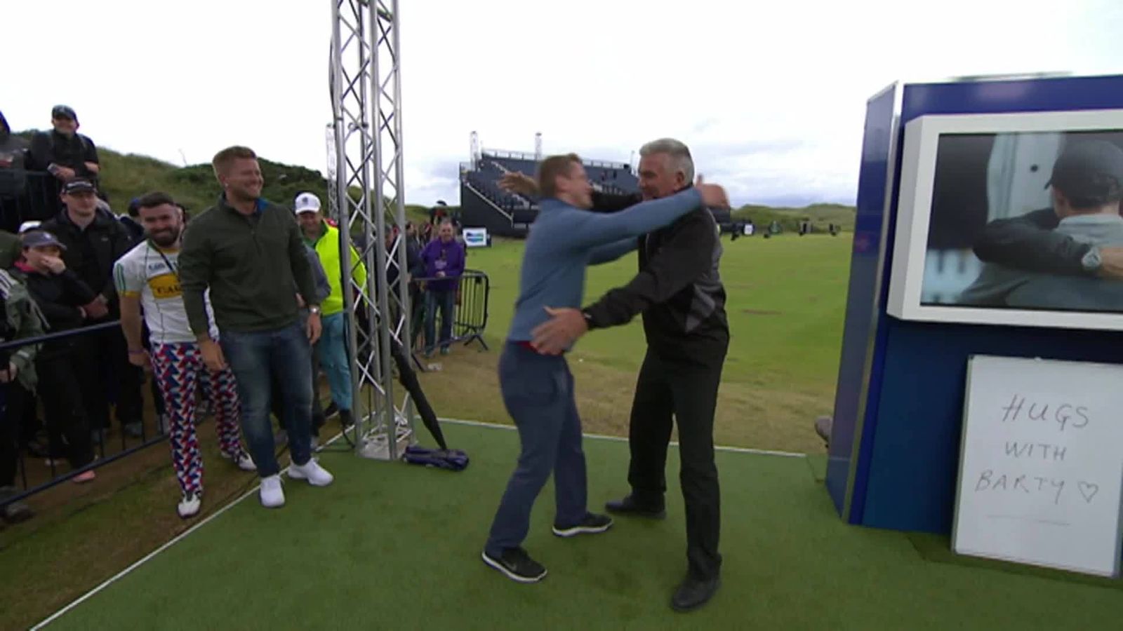 Hugs with Barty! | Golf News | Sky Sports