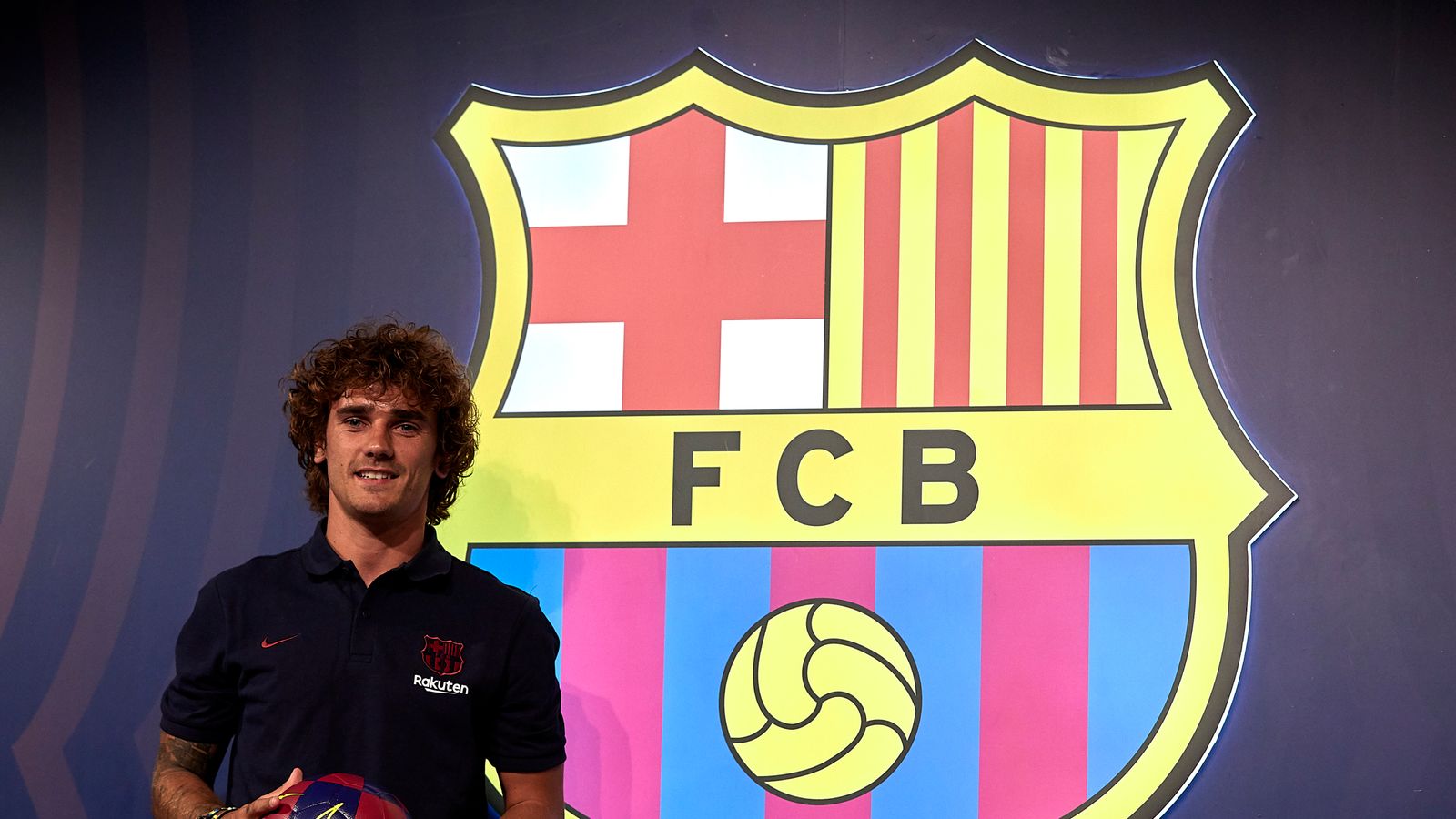 Antoine Griezmann: Playing with Lionel Messi at Barcelona will be ...