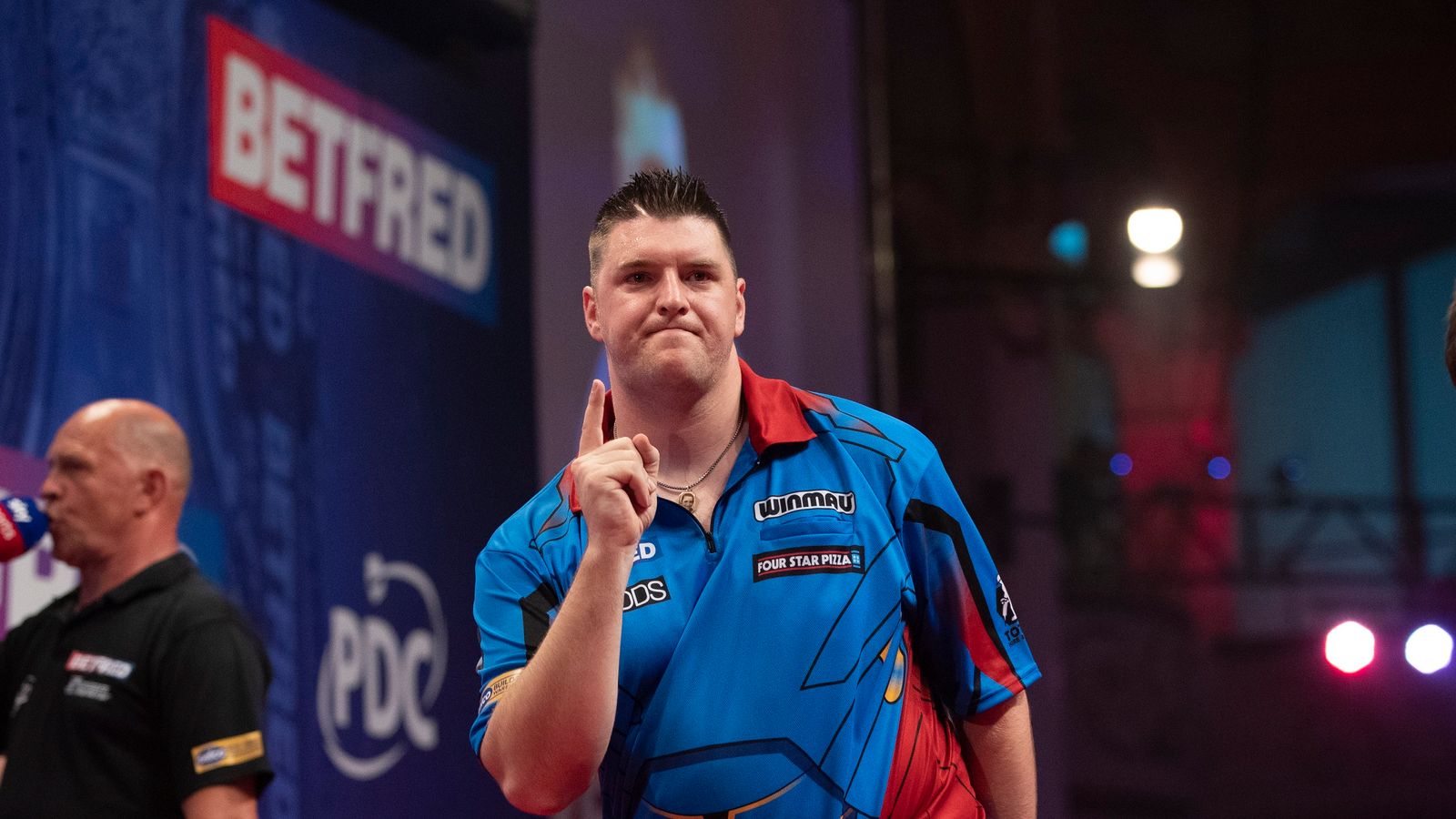 Daryl Gurney and Rob Cross win World Matchplay quarter-final ties ...
