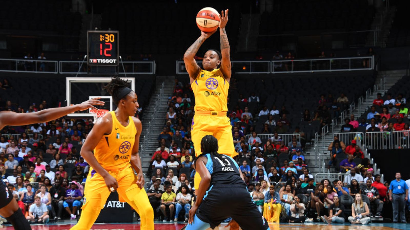 WNBA: Sparks 76-71 Dream | NBA News | Sky Sports