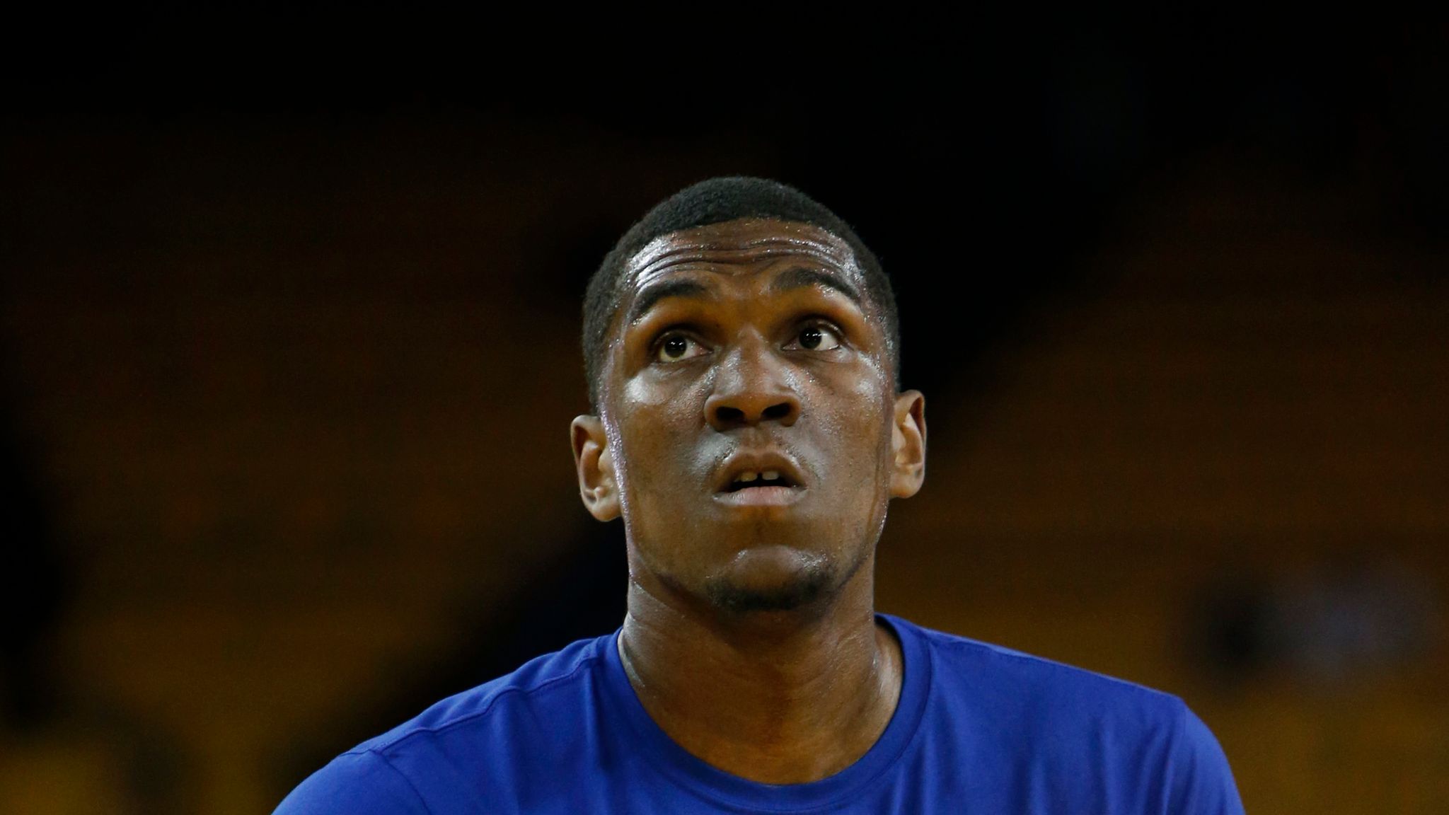 Kevon Looney re-signs with Golden State Warriors on $15m three-year ...