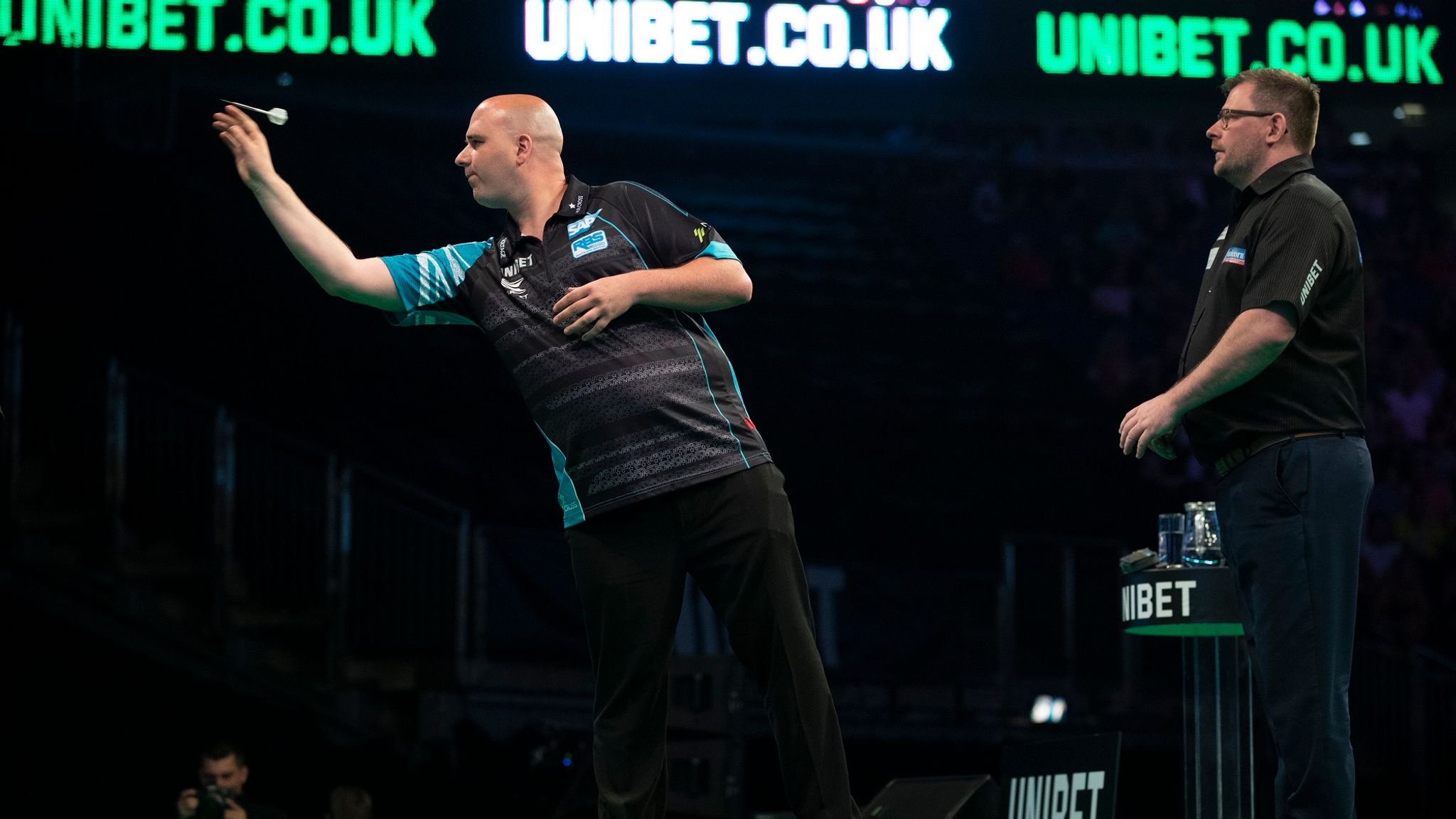 Three of the world's top five are in quarter-final action on Friday at ...