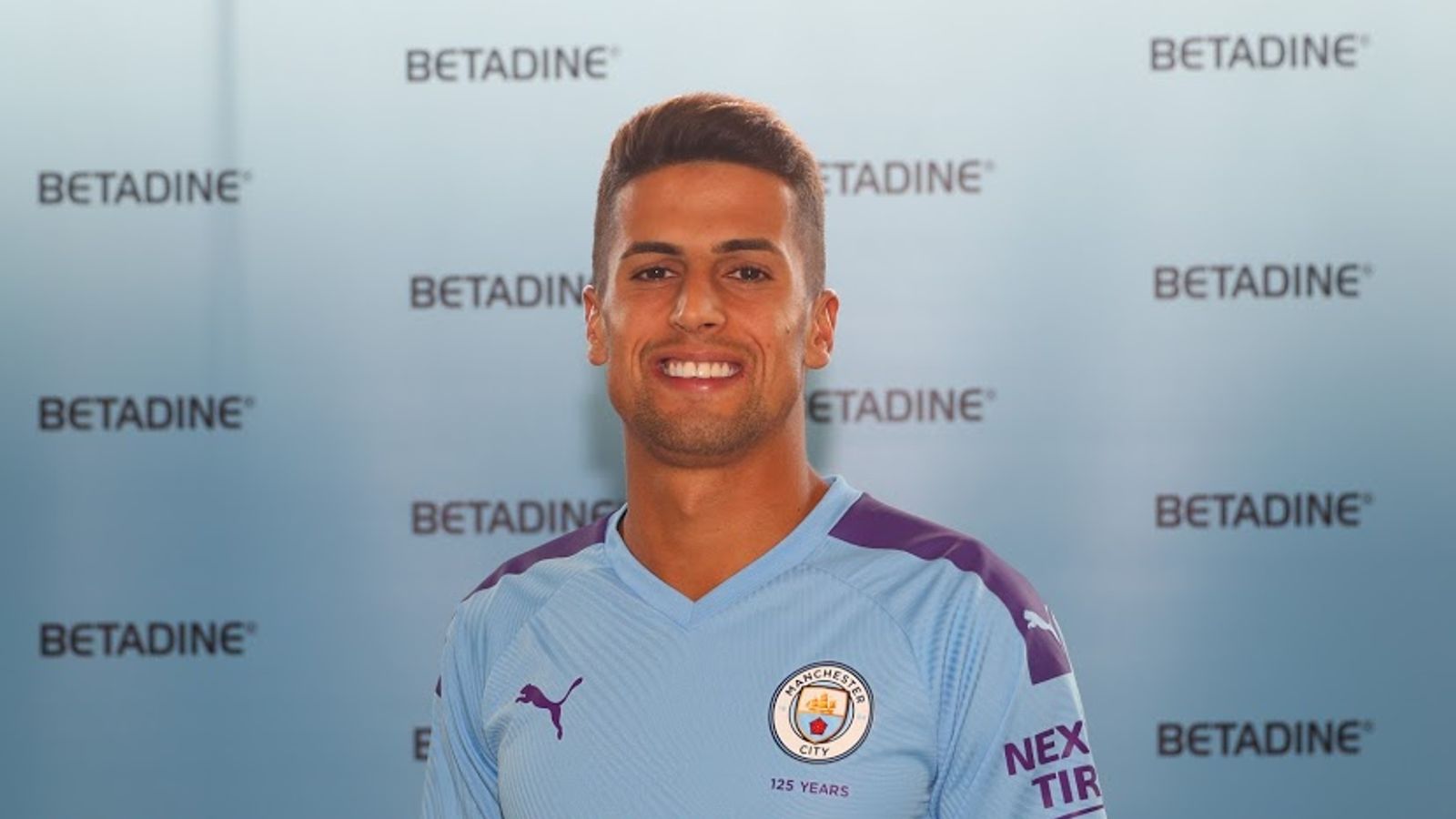 Joao Cancelo joins Man City from Juventus with Danilo moving to Italian ...