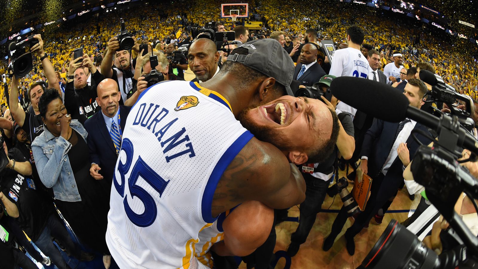 Andrew Bernstein reveals the stories behind his iconic NBA photography ...