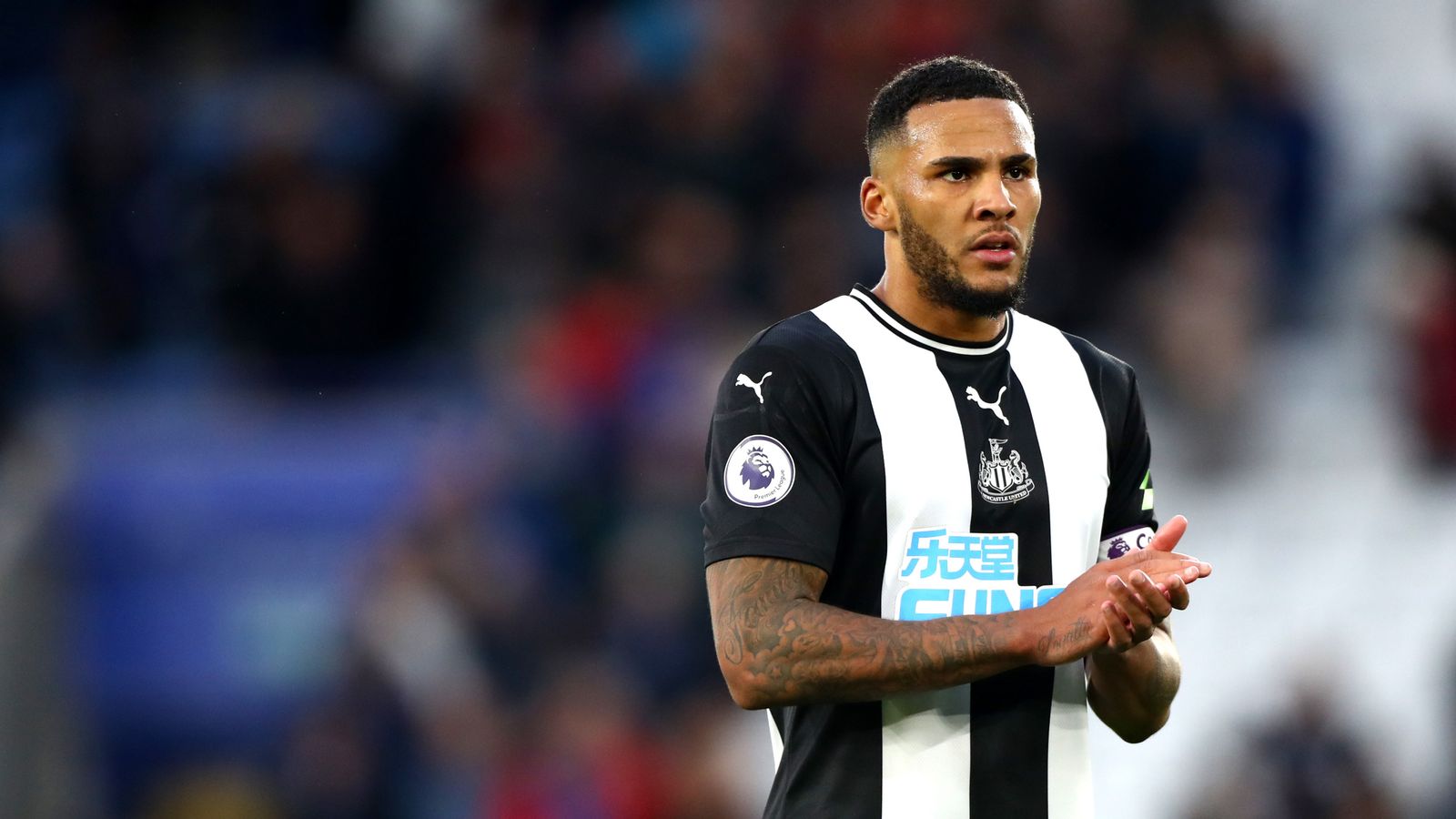 Jamaal Lascelles: Newcastle captain out until new year with knee injury ...