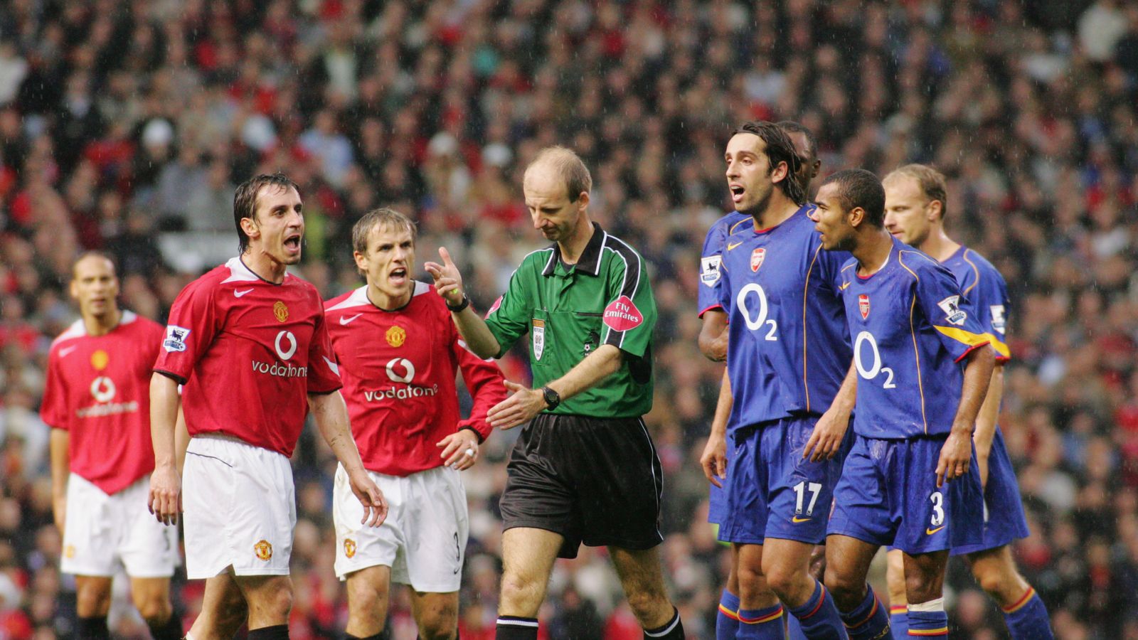 Ref Watch: Manchester Utd vs Arsenal 2004 special - Would VAR have ...