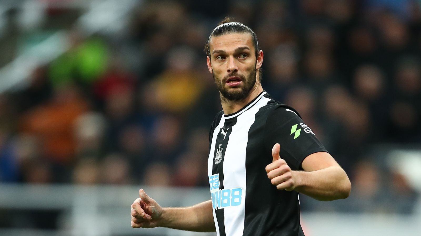 Andy Carroll injury 'not serious,' says Newcastle manager Steve Bruce ...