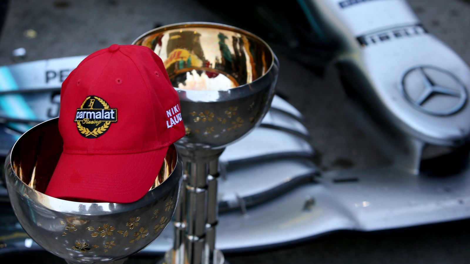 Lewis Hamilton says Mercedes' 2019 F1 success for Niki Lauda | F1 News ...