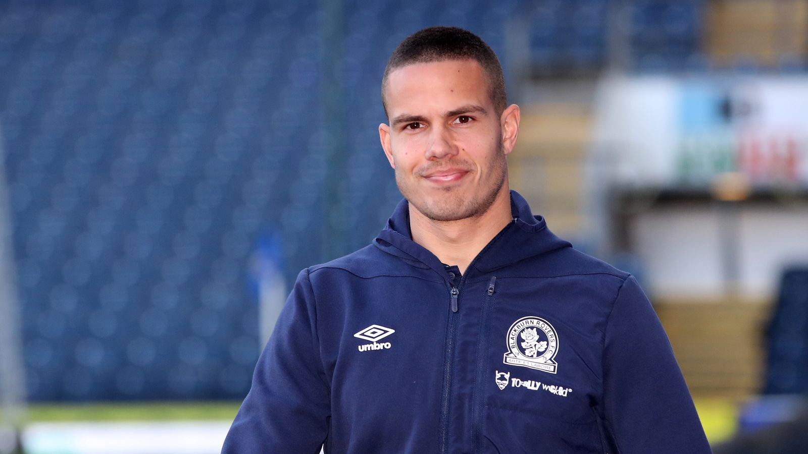 Jack Rodwell passes Roma medical but battling Marcel Buchel for place ...
