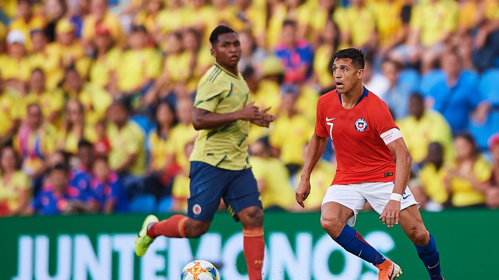 Alexis Sanchez diagnosed with dislocated ankle and tendon damage, Inter ...