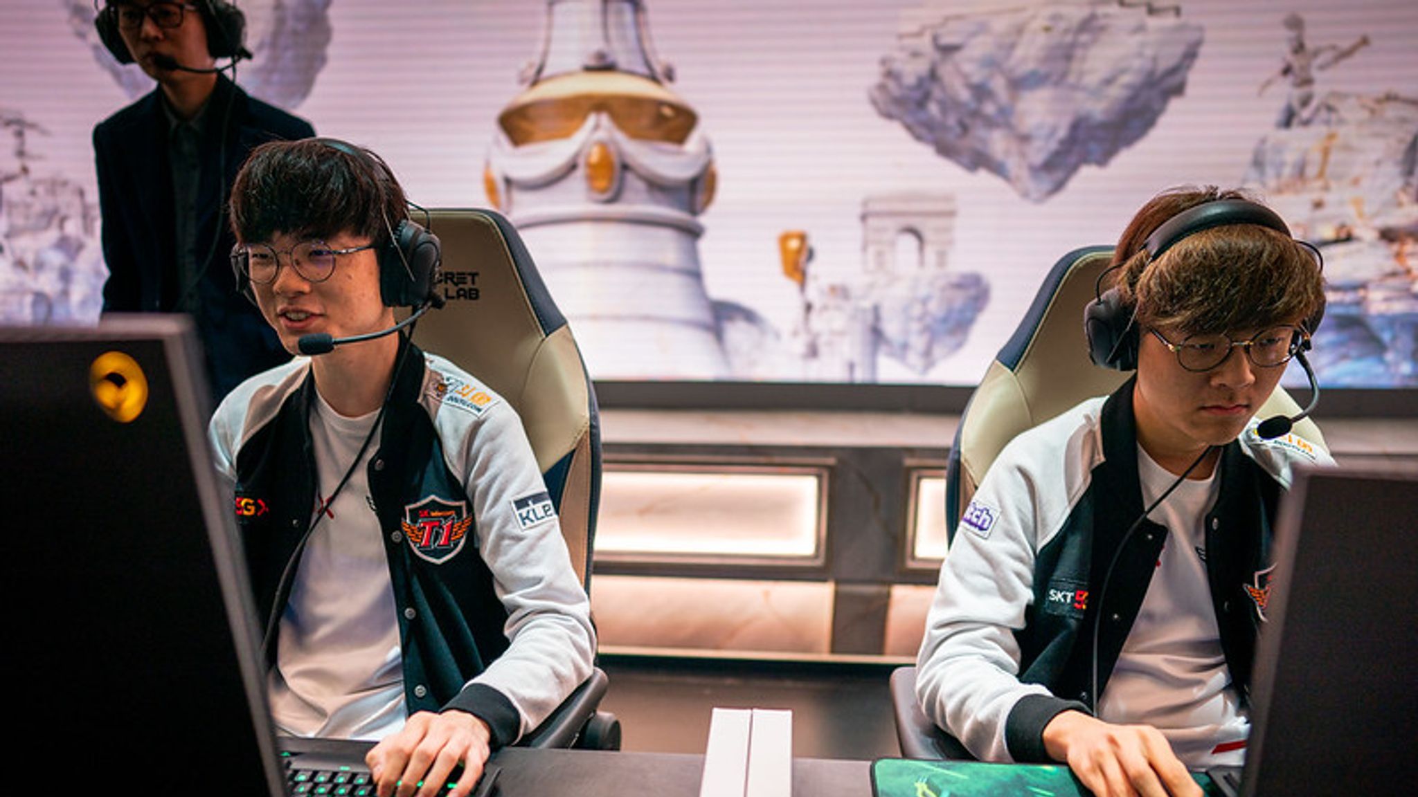 League of Legends Worlds Group Stage Day Two Round-Up | Sky Sports
