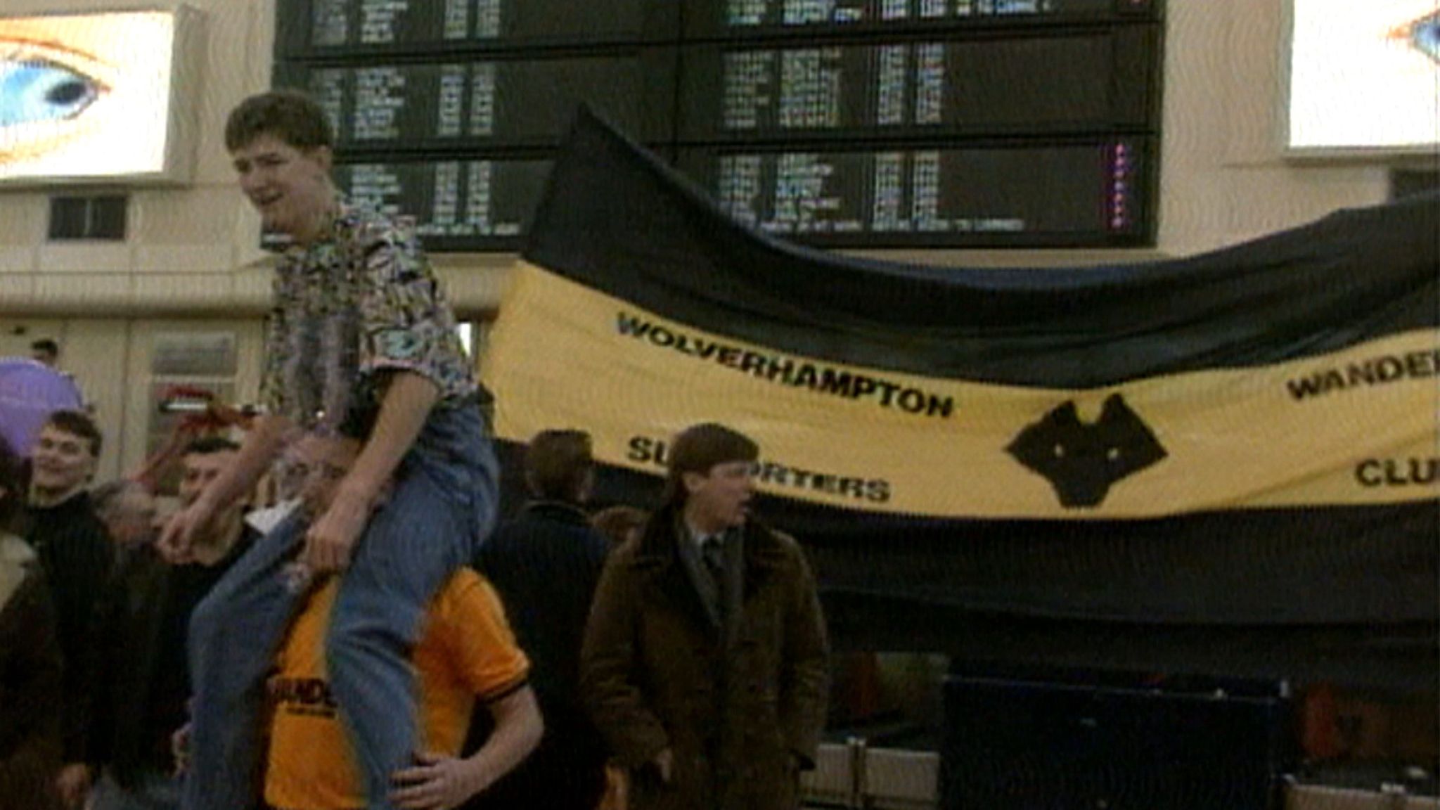 Airwolf '90: The story of Wolves' famous flights to Newcastle ...