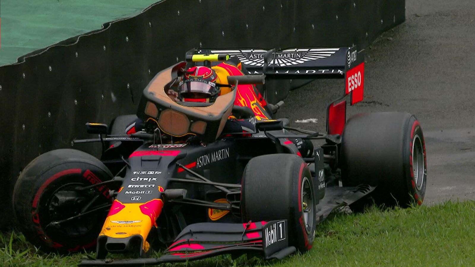 Albon crashes out! | F1 News | Sky Sports