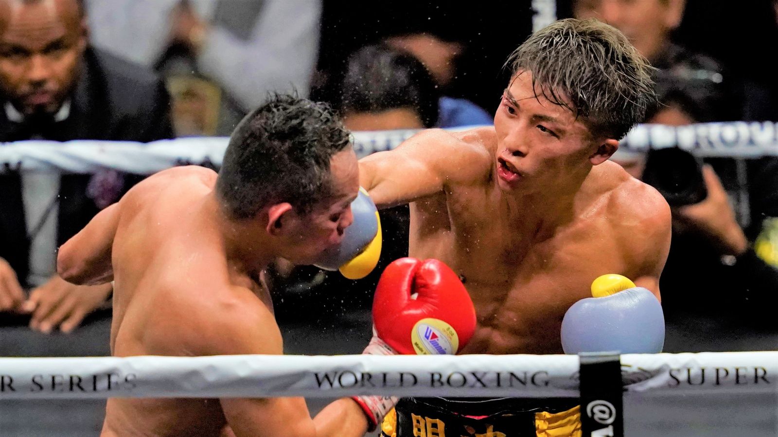 Naoya Inoue vs Johnriel Casimero on April 25 in Las Vegas in ...
