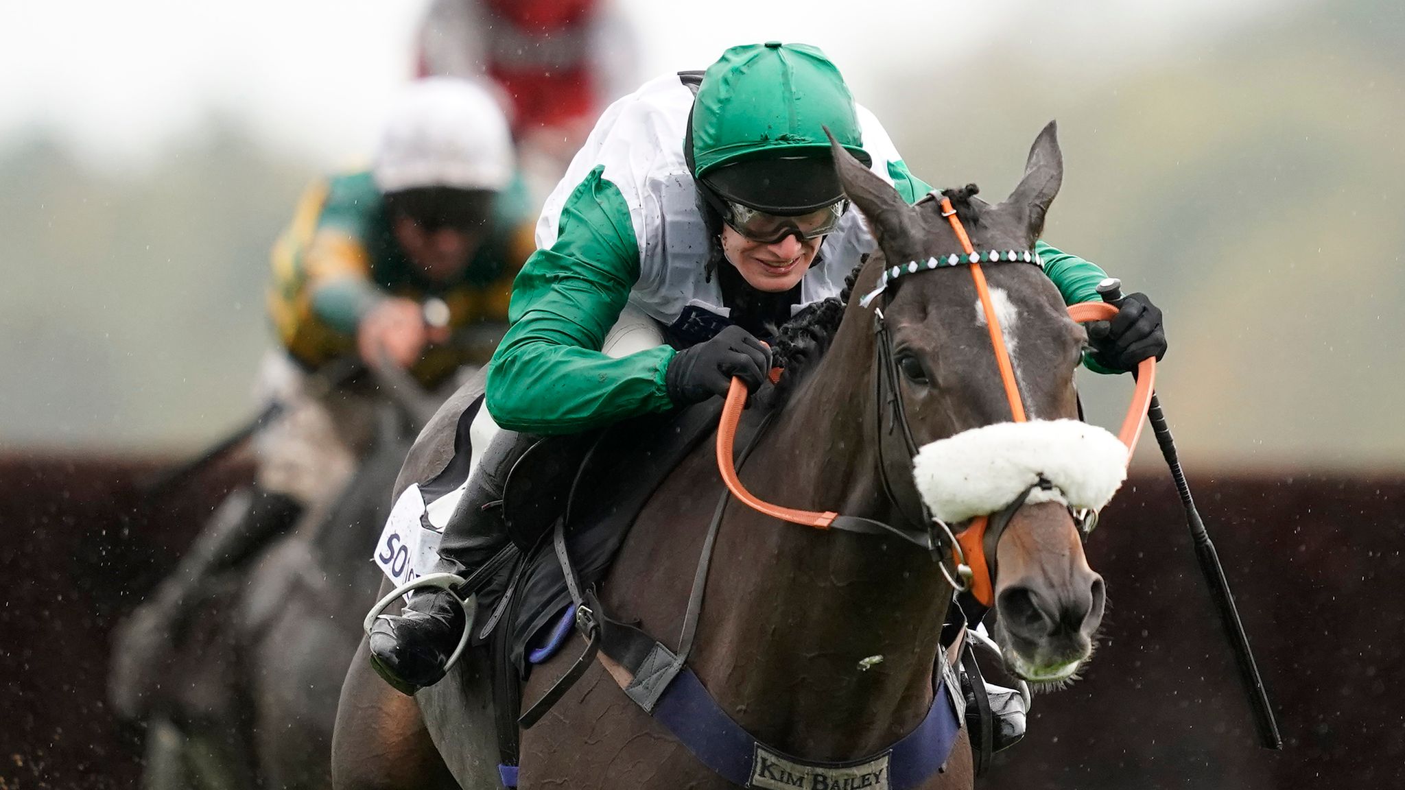 Kim Bailey going for Gold with Vinndication | Racing News | Sky Sports