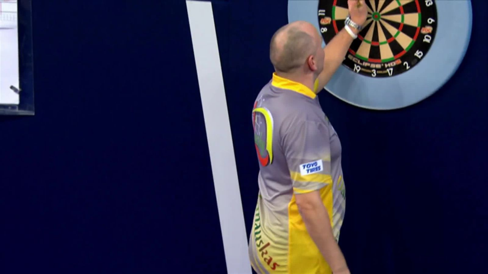 Labanauskas reaches quarter-finals! | Darts News | Sky Sports