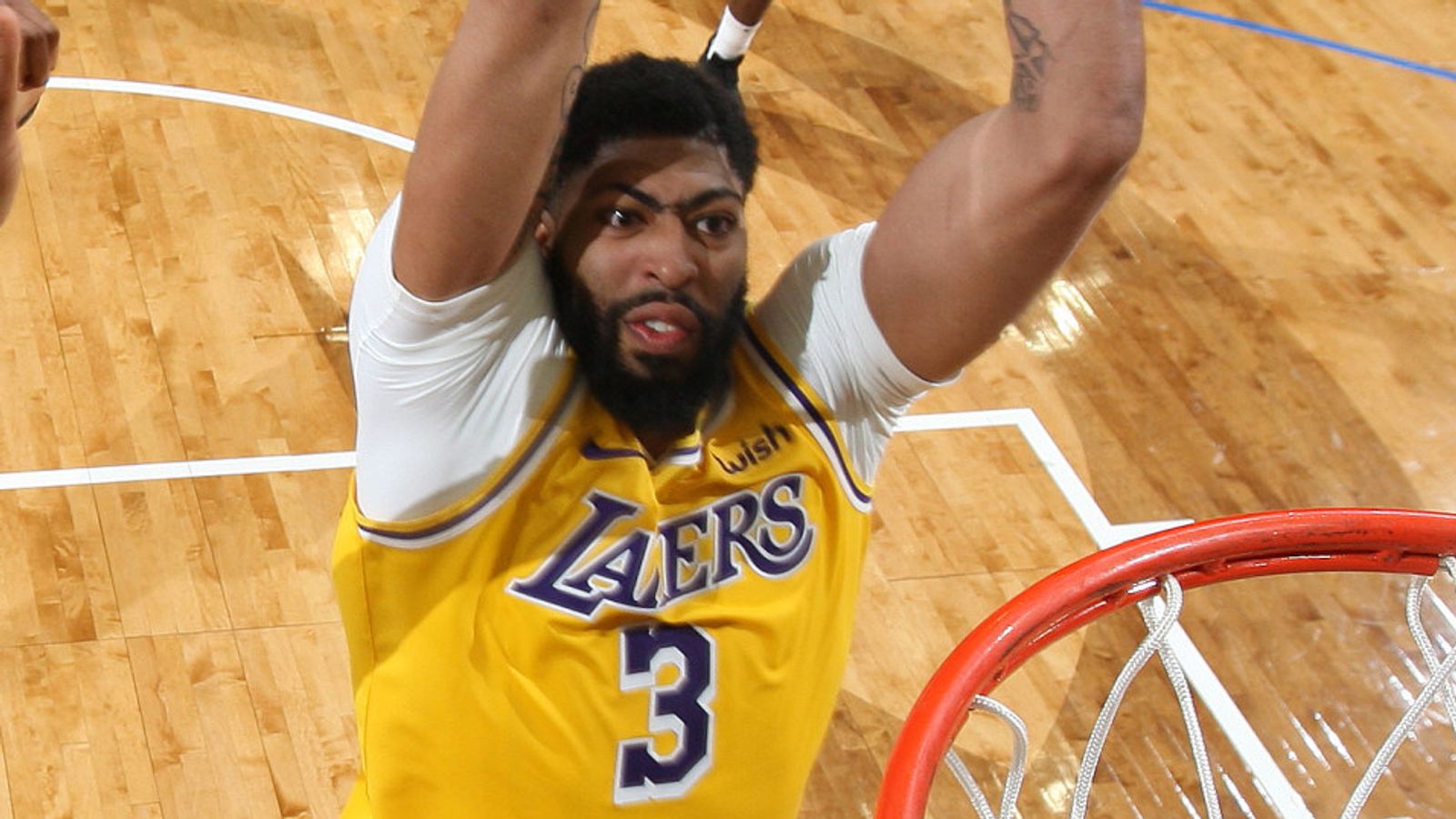 AD dunks on Giannis to finish fast break | NBA News | Sky Sports