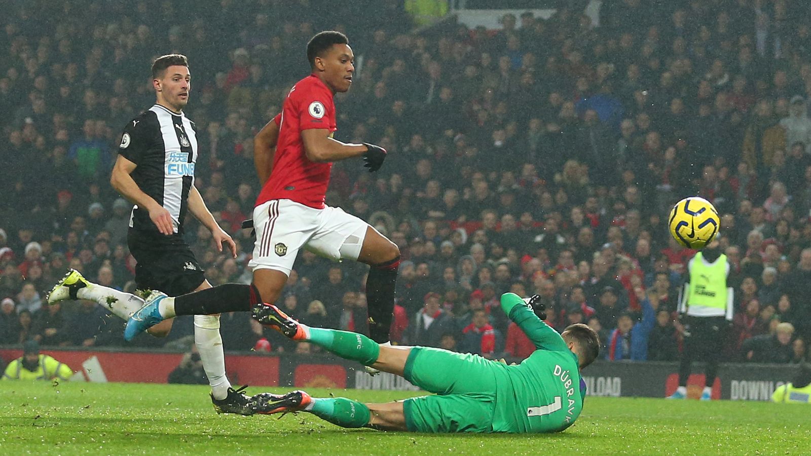 Manchester United 4-1 Newcastle: Anthony Martial sparks comeback ...