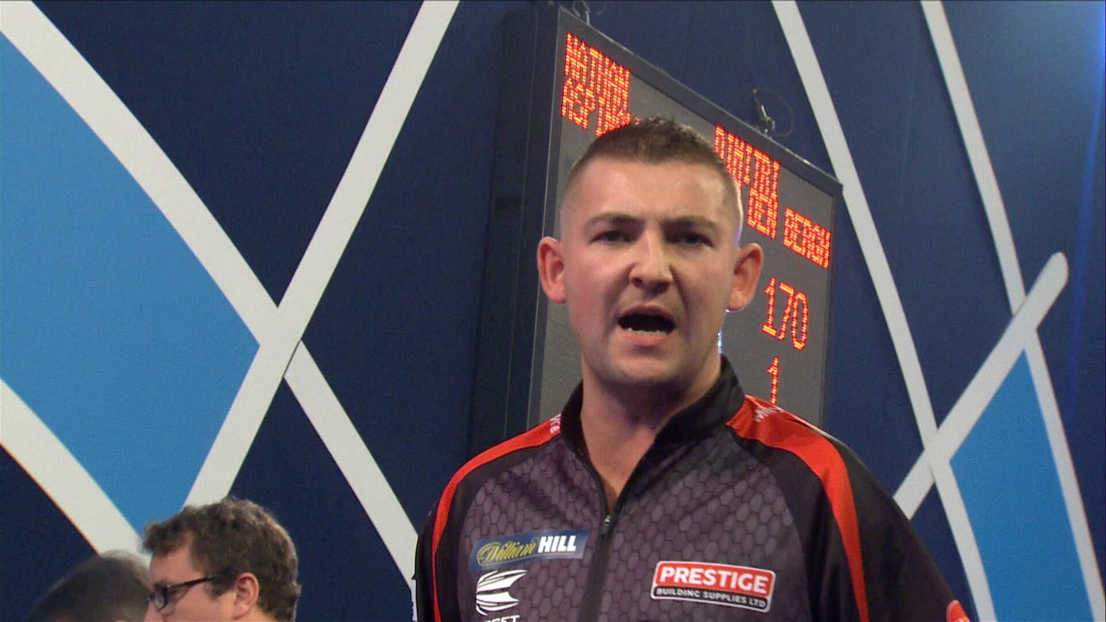 Aspinall wins 4th set | Darts News | Sky Sports