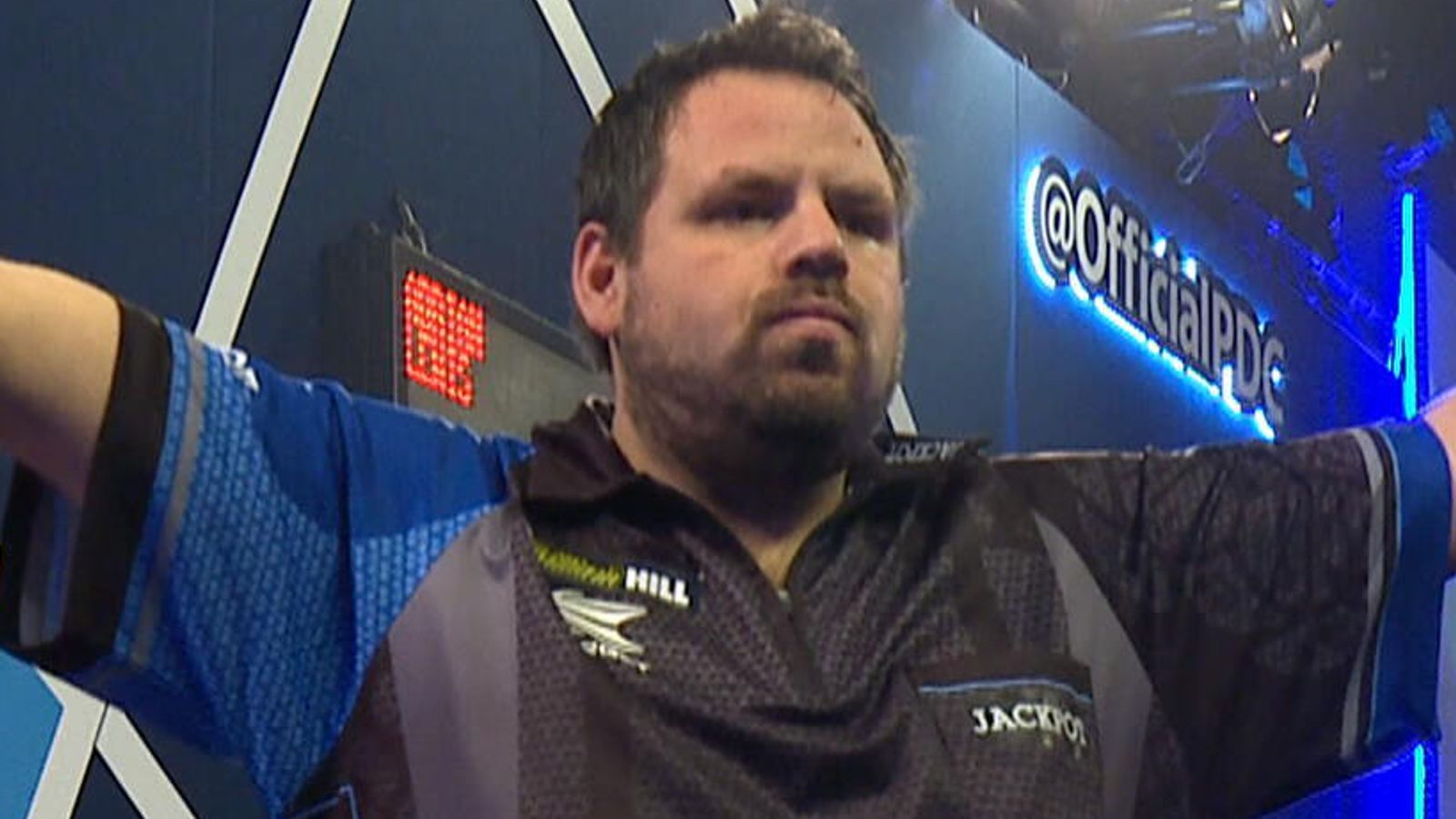 Lewis' unbelievable double bullseye! | Darts News | Sky Sports