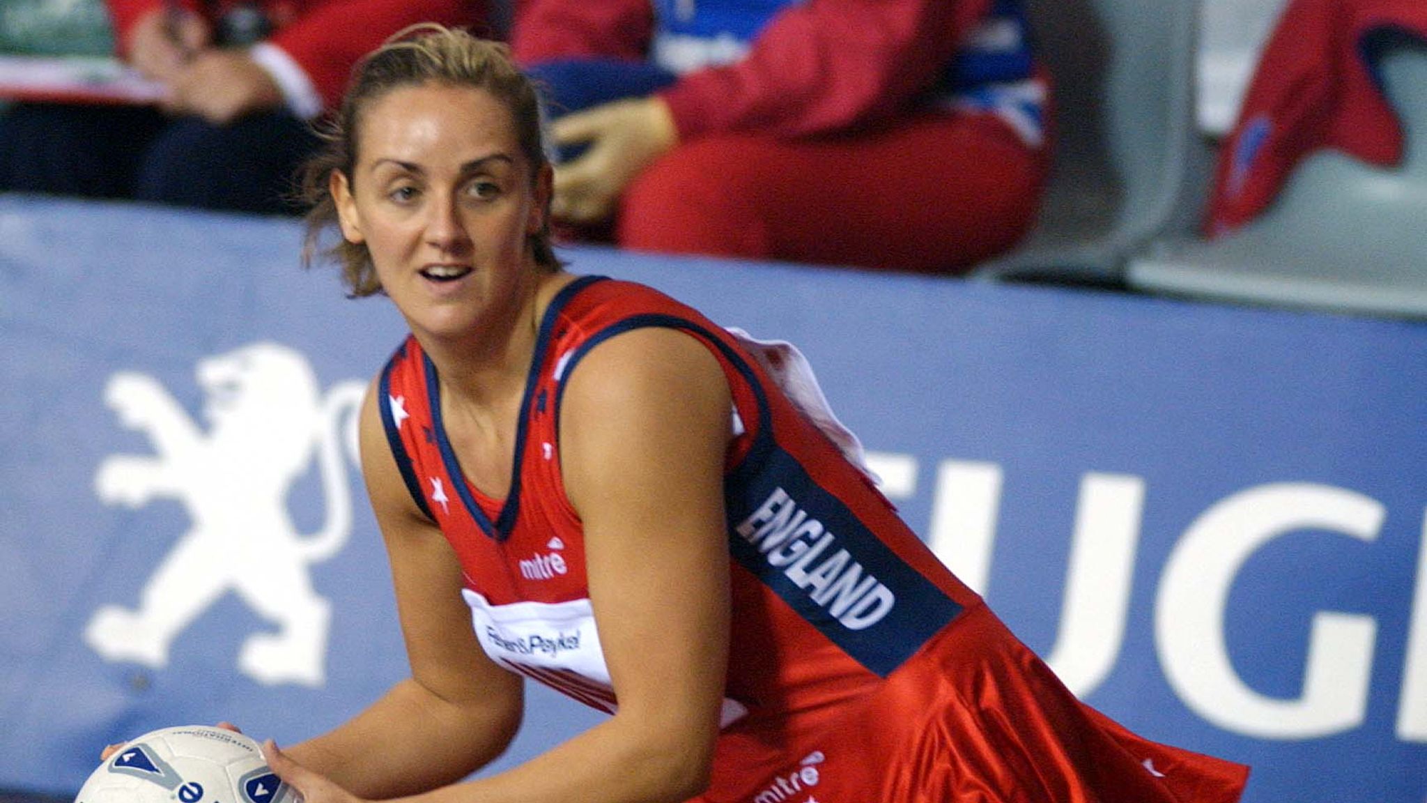 Tracey Neville recalls England Netball's 'part of history' on the Gold ...