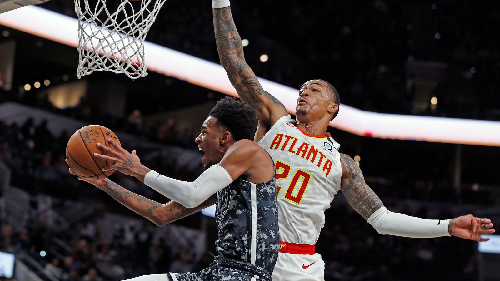 Murray's fake leaves Young on the floor | NBA News | Sky Sports