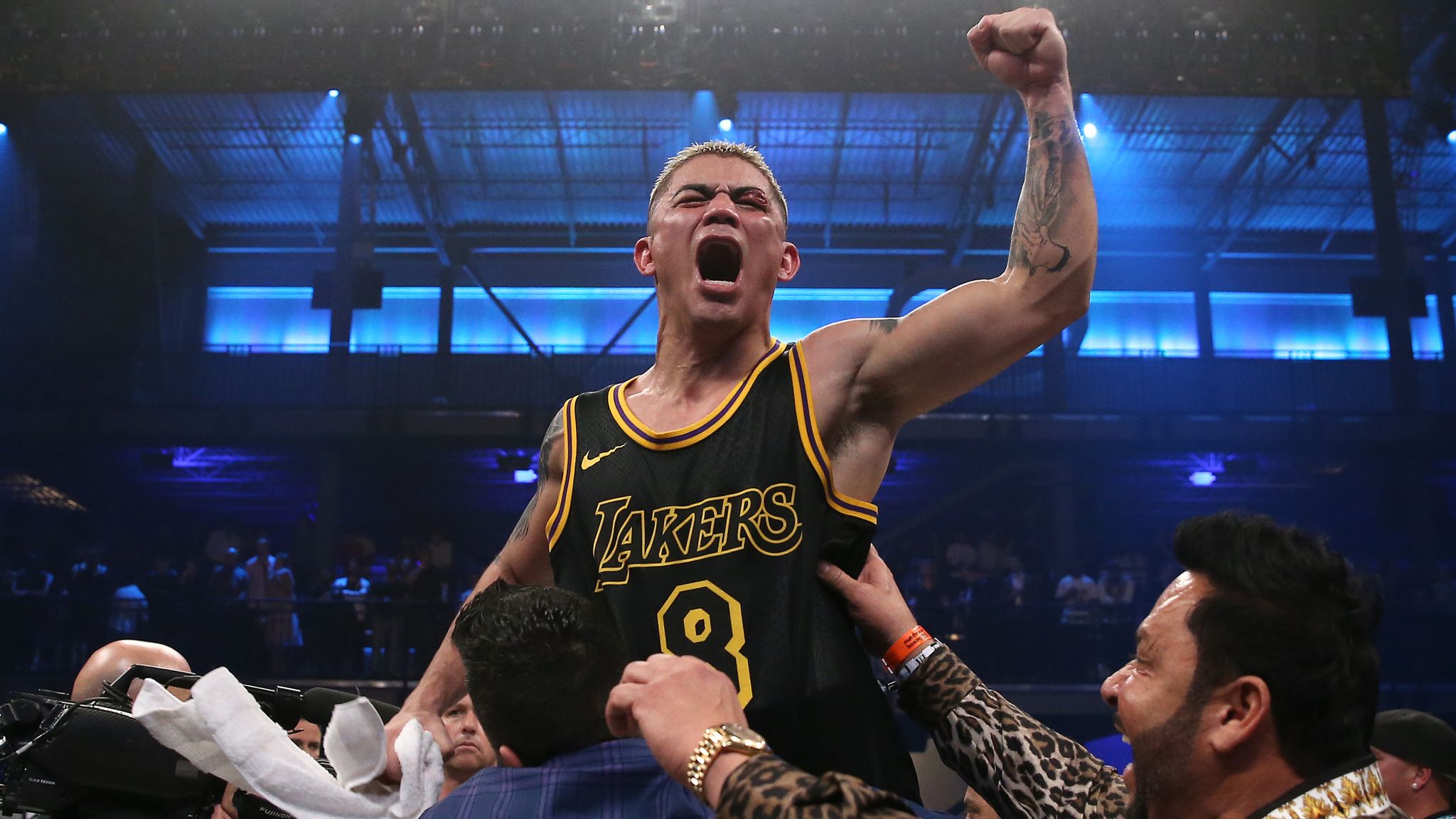 Joseph Diaz ends Tevin Farmer's super-featherweight reign | Boxing News ...