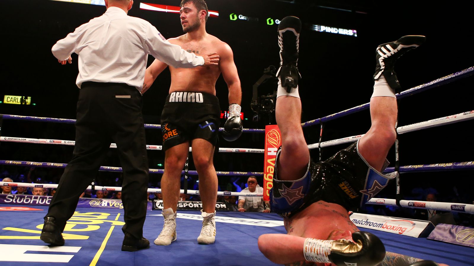 Brook vs DeLuca: Dave Allen knocks out Dorian Darch | Boxing News | Sky ...