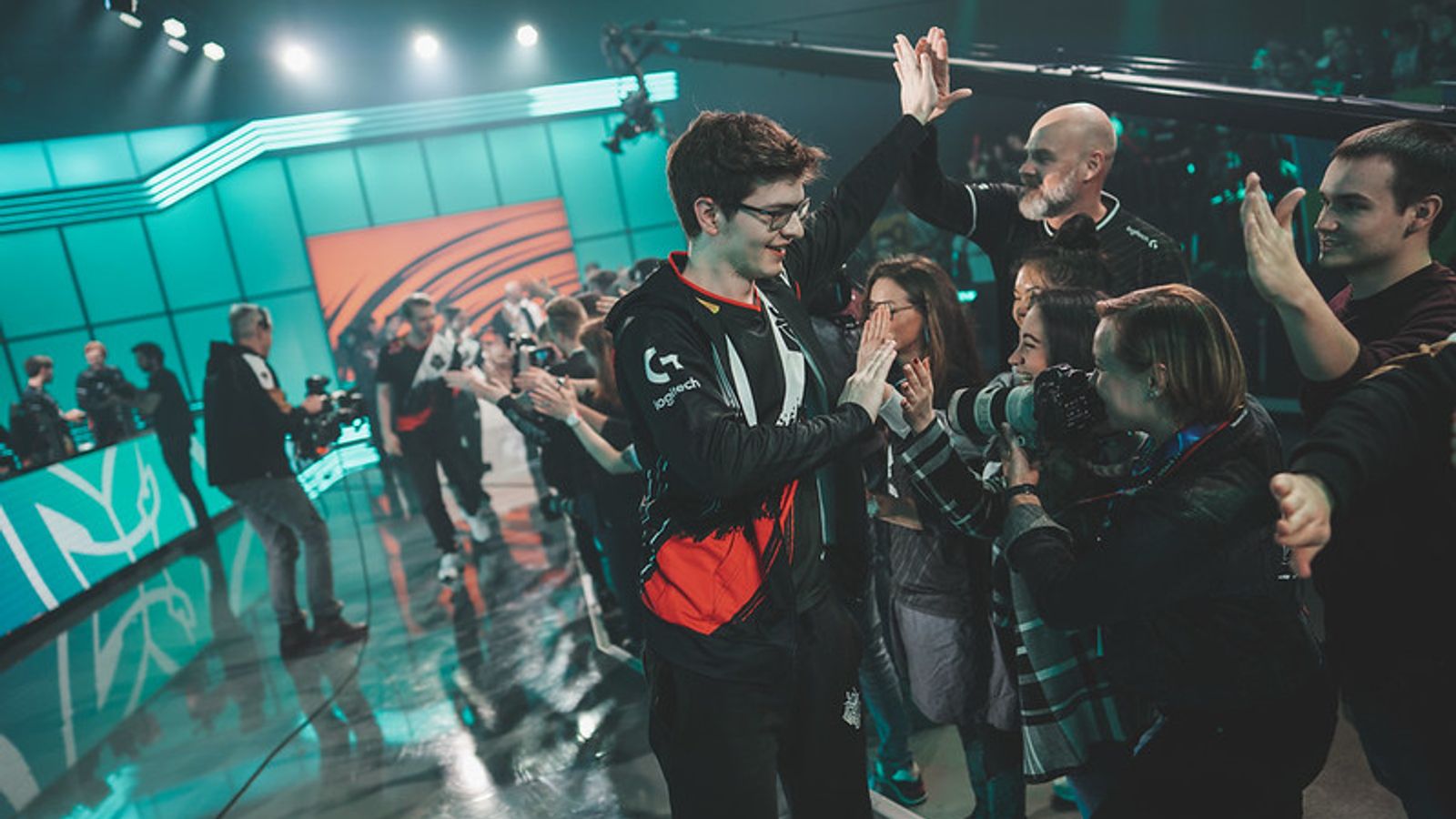 G2’s Mikyx reveals what it is like to lane with Caps in LEC | Sky Sports