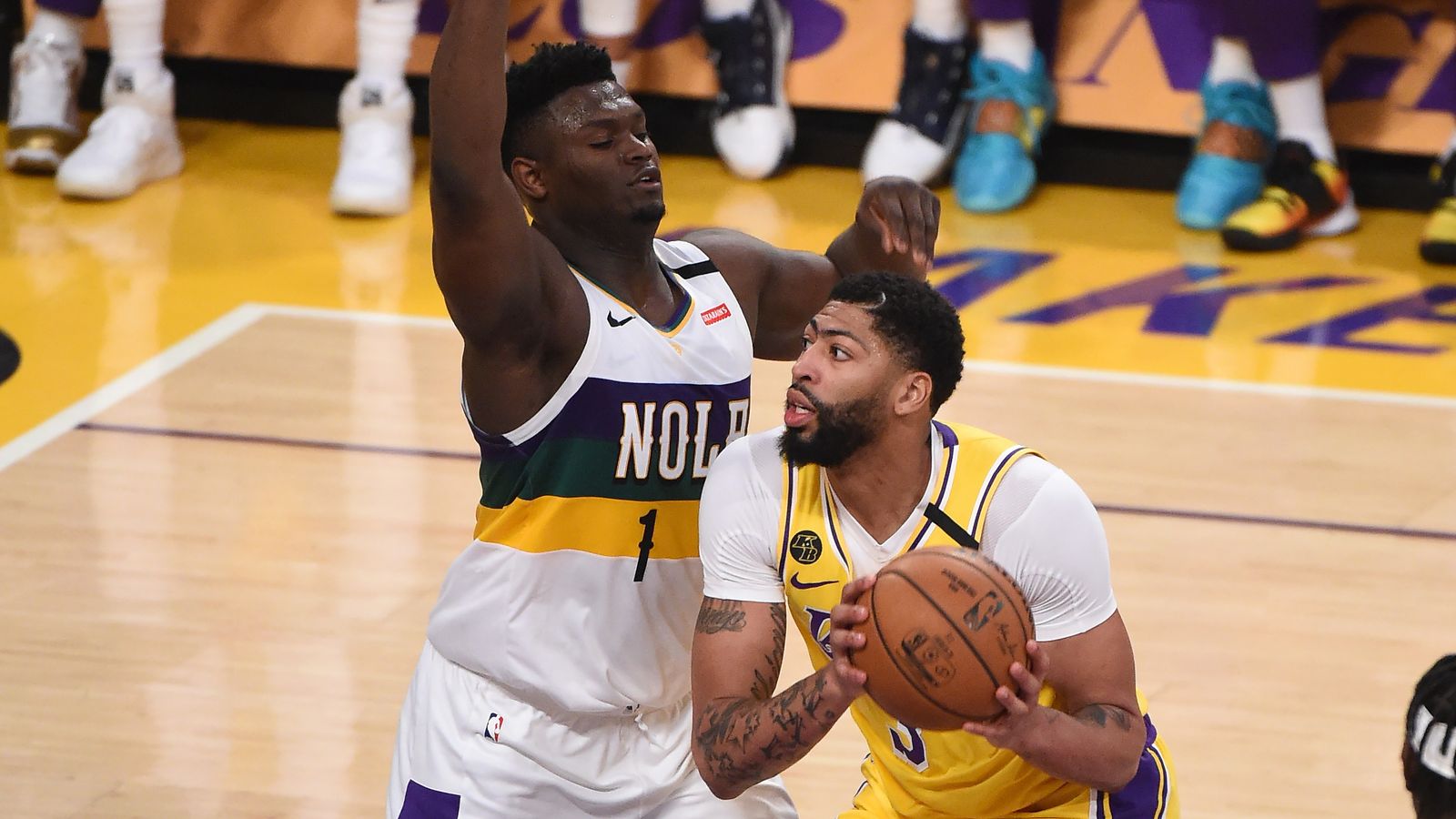 LeBron James outduels Zion Williamson as Los Angeles Lakers defeat New ...