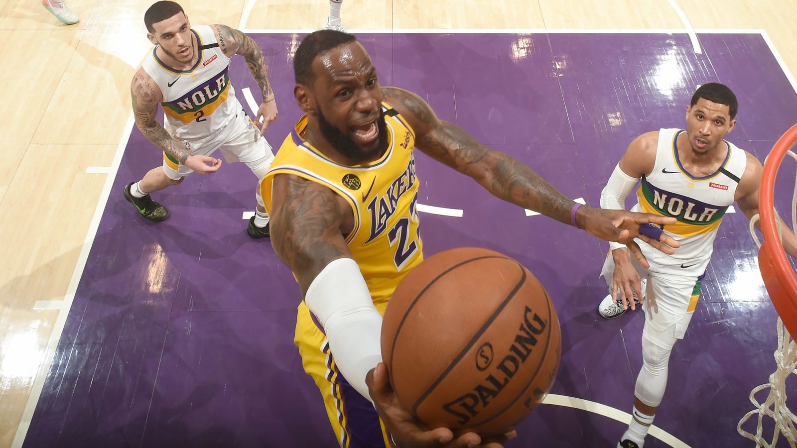 LeBron James outduels Zion Williamson as Los Angeles Lakers defeat New ...
