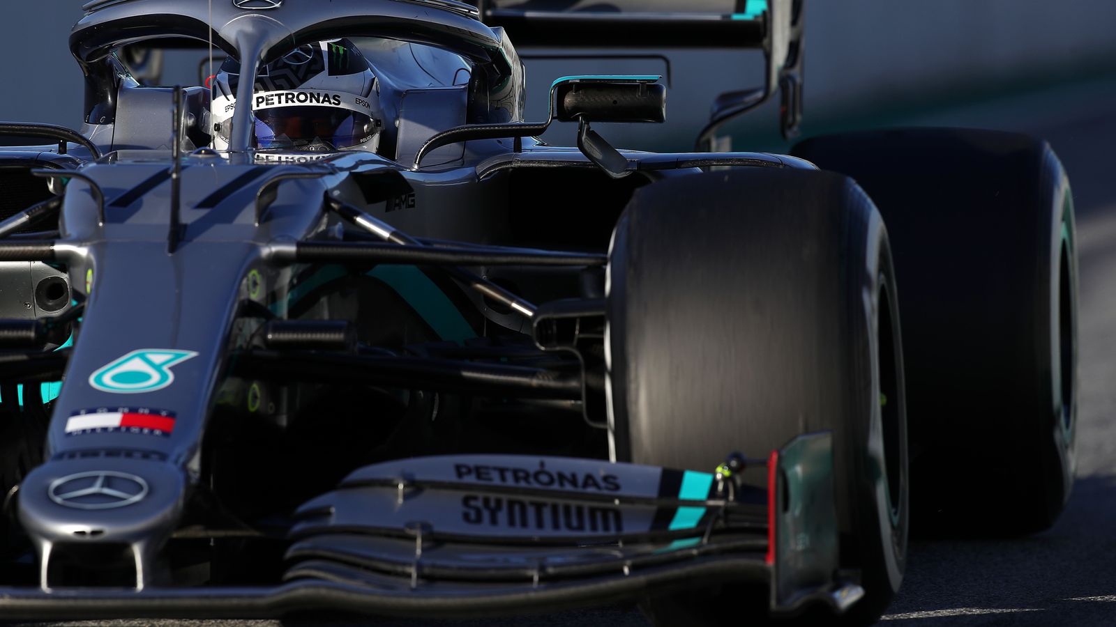 F1 Testing: Mercedes and Red Bull neck-and-neck on final day | F1 News ...