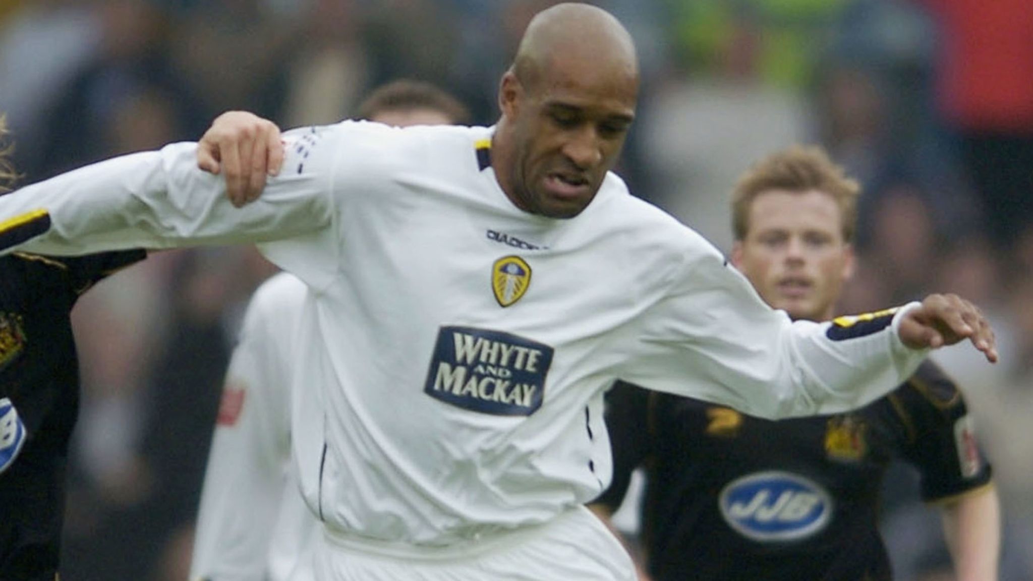Playing for Leeds is not for the 'faint-hearted', says Brian Deane ...