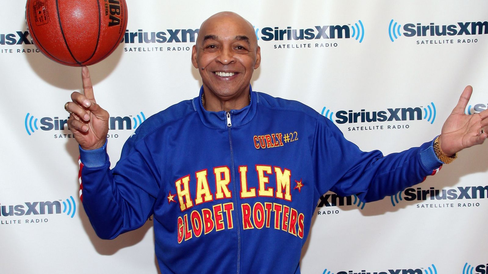 Harlem Globetrotters great Curly Neal dies at 77 | NBA News | Sky Sports