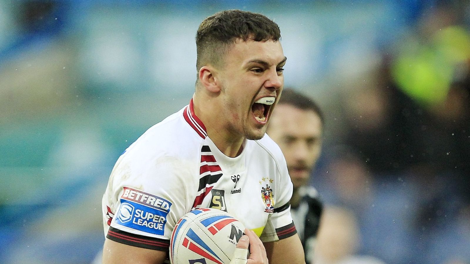 Huddersfield 10-42 Wigan: Liam Marshall hat-trick sends Warriors to top ...
