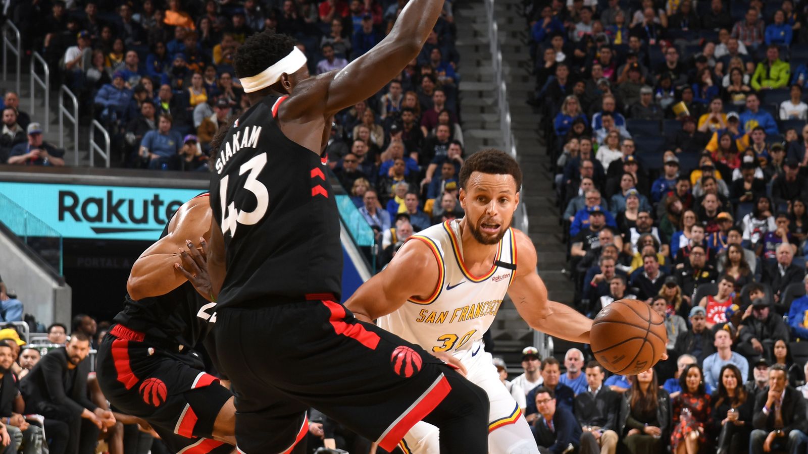 Toronto Raptors spoil Stephen Curry's return for Golden State Warriors ...