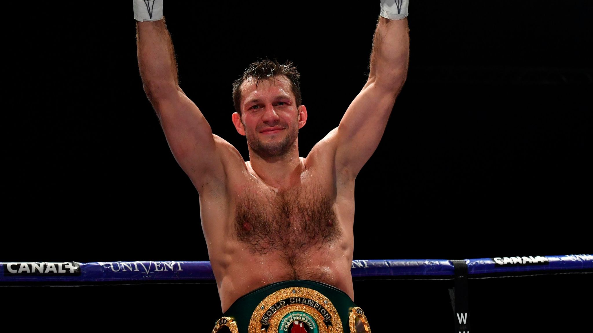 Callum Johnson to face Igor Mikhalkin for EBU European light ...