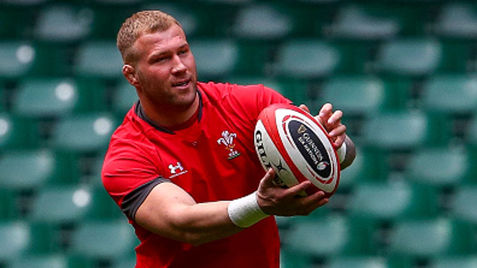 Ross Moriarty signs a new deal with the Dragons | Rugby Union News ...