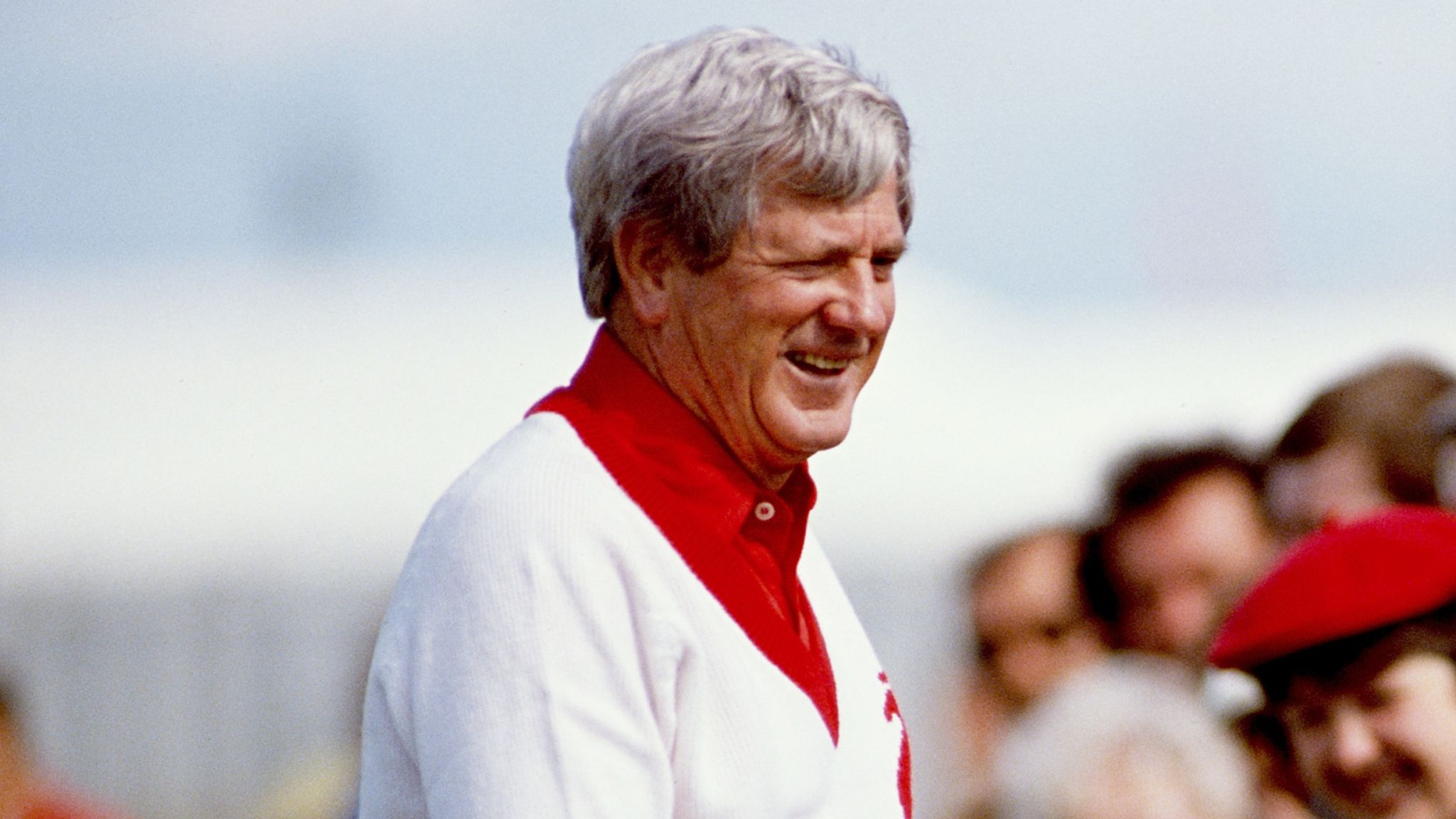 Doug Sanders, famous for missing a short putt to win The Open in 1970 ...