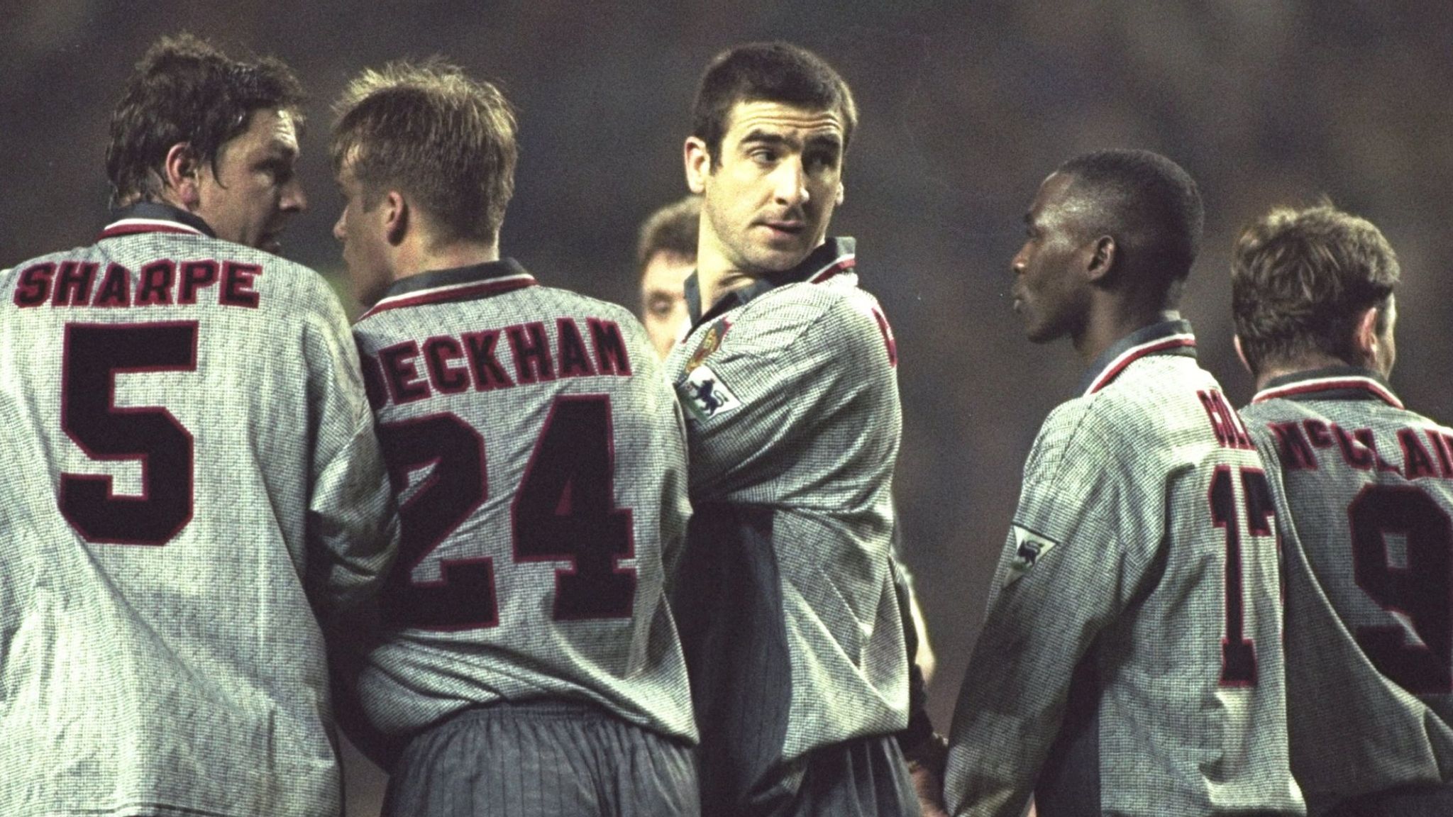Manchester United's grey kit: Gary Neville reflects on 1996 defeat at ...