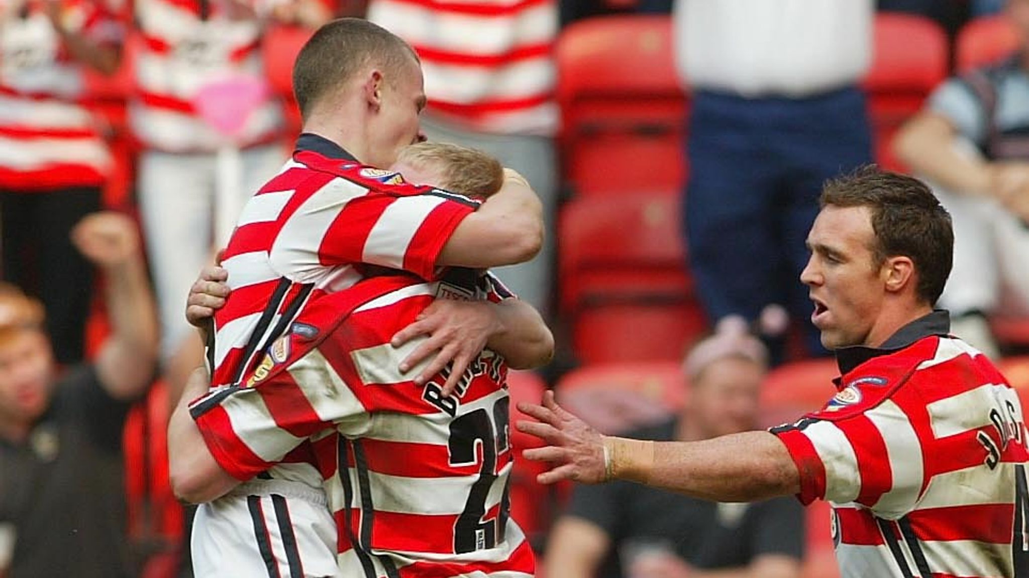 Kevin Brown's unforgettable derby debut when Wigan Warriors stunned St ...