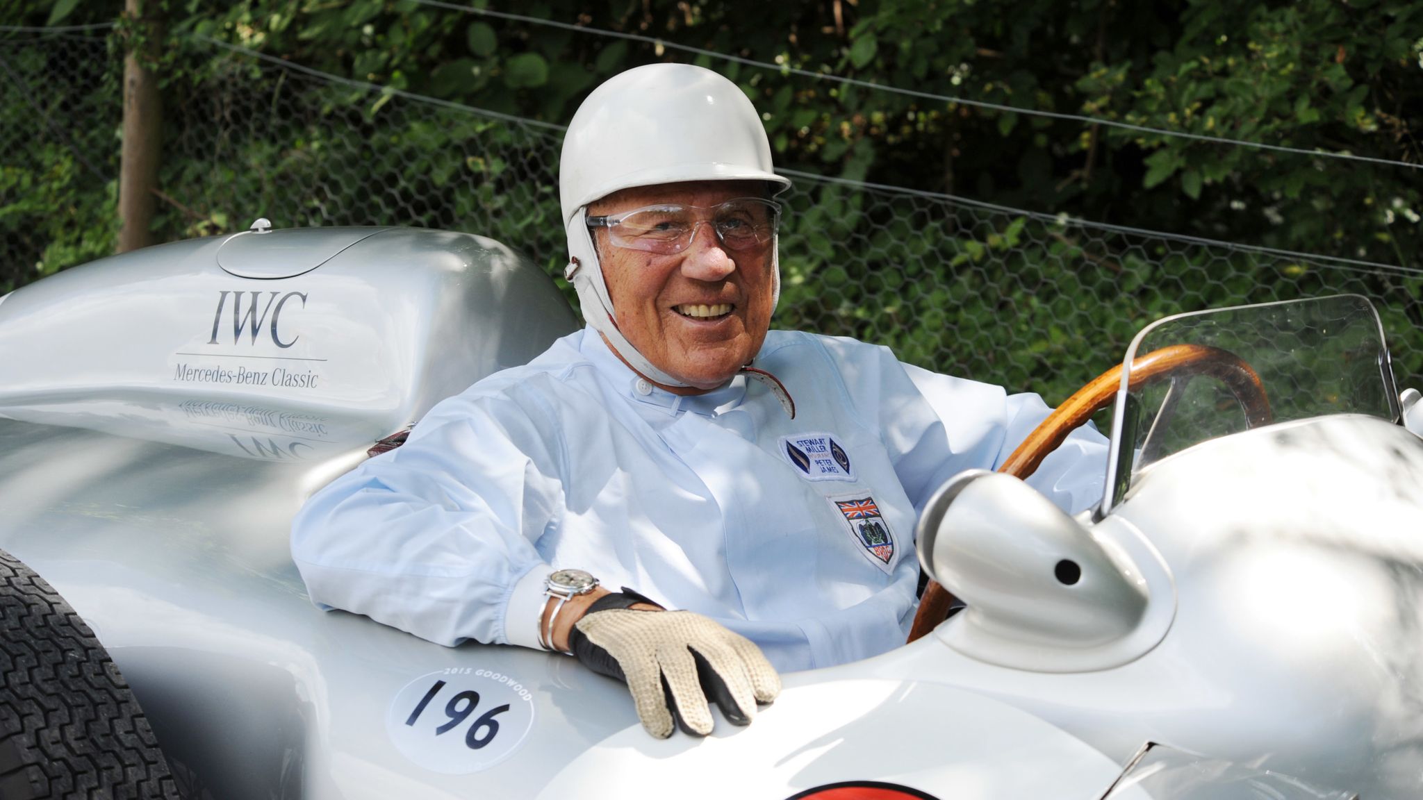 Sir Stirling Moss, British motor racing legend, dies aged 90 | F1 News ...