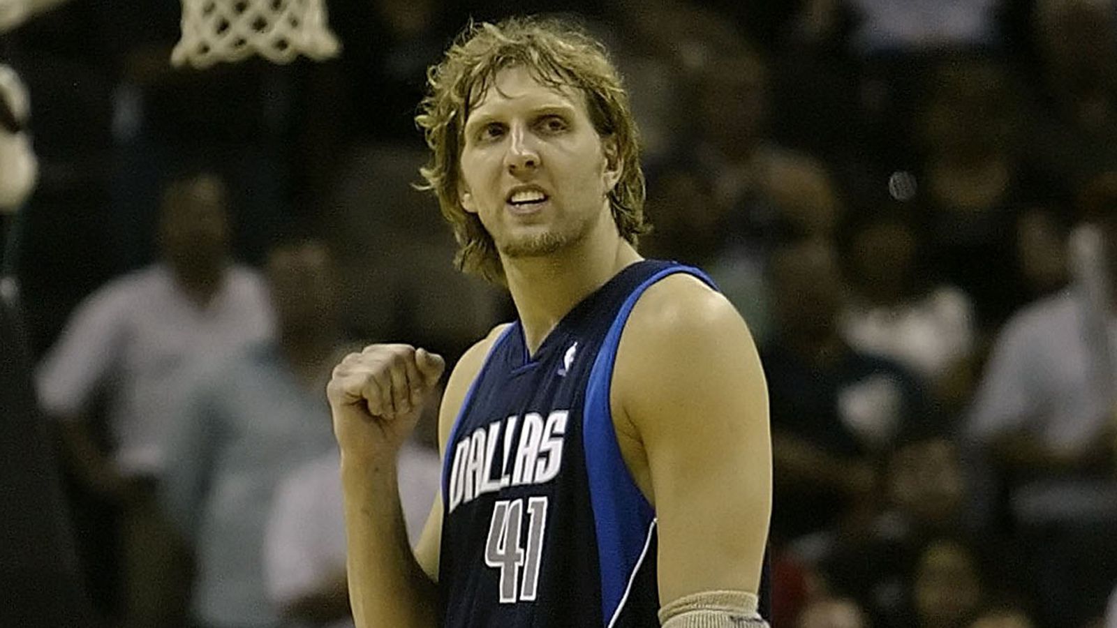 NBA iconic numbers: #41 – Dirk Nowitzki and Wes Unseld | NBA News | Sky ...