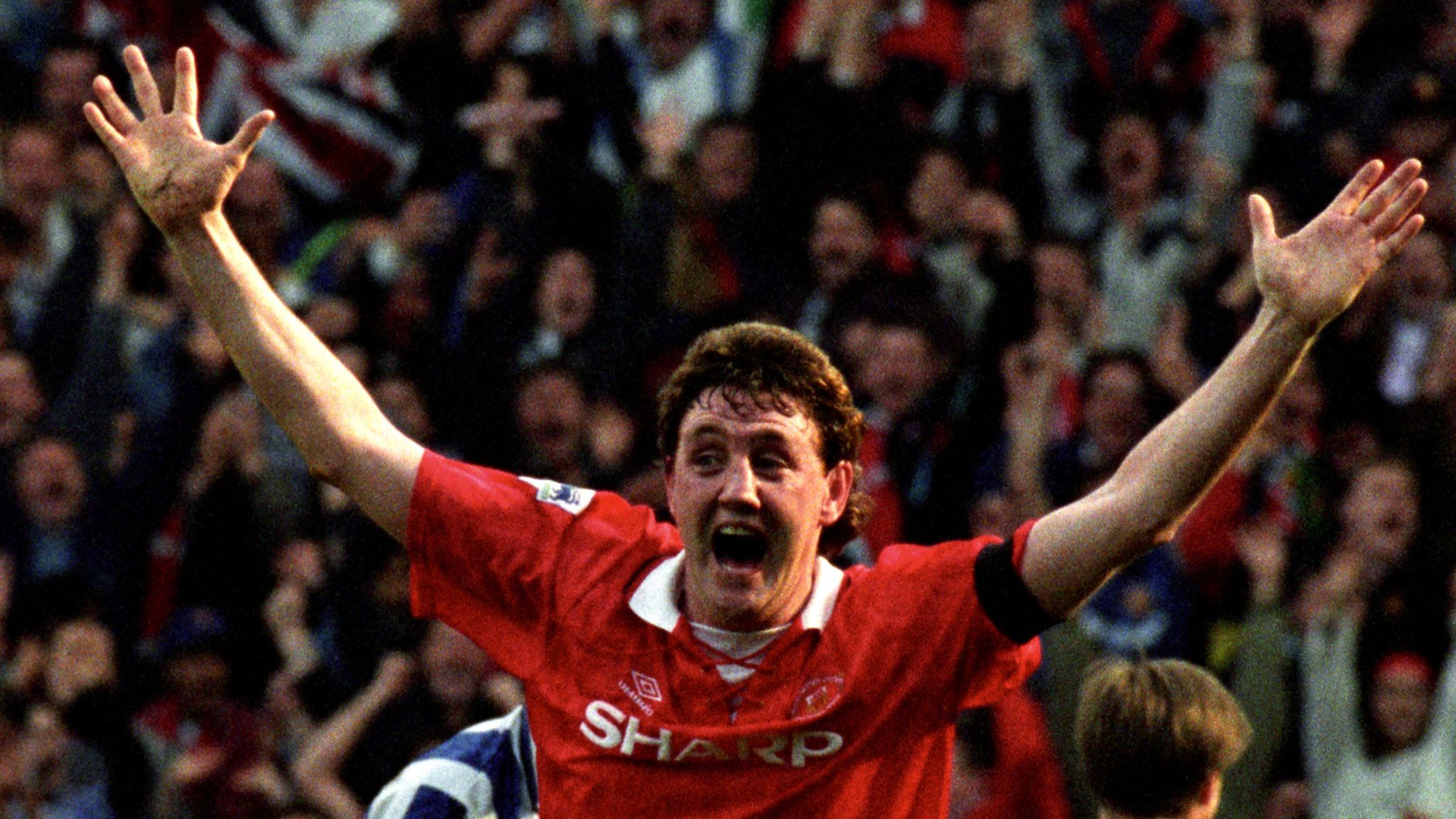 Steve Bruce: Man Utd, captaincy, headers, management and more | Off ...