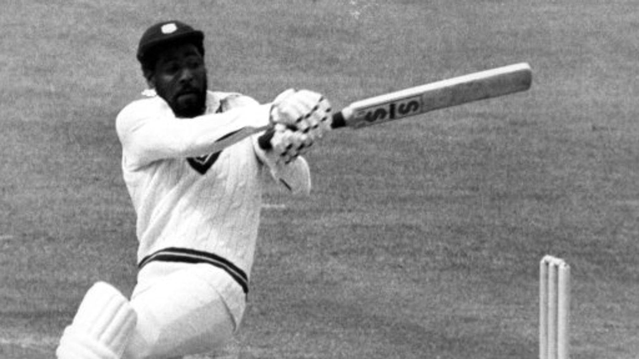 Sir Viv Richards - Through his Eyes: Master Blaster on winning two ...