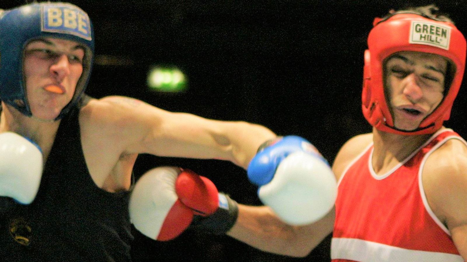 Amir Khan suffered his first knockdown at the hands of amateur opponent ...