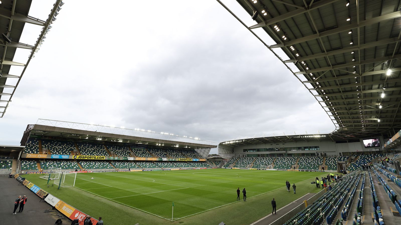 Northern Irish champions Linfield deny kit is inspired by the UVF ...