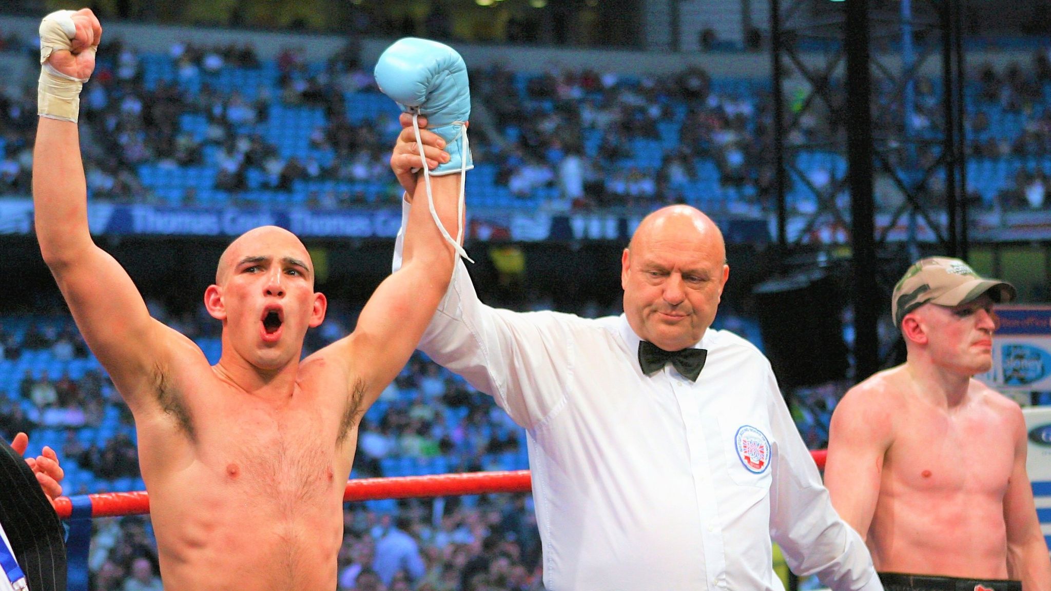 Amir Khan suffered his first knockdown at the hands of amateur opponent ...